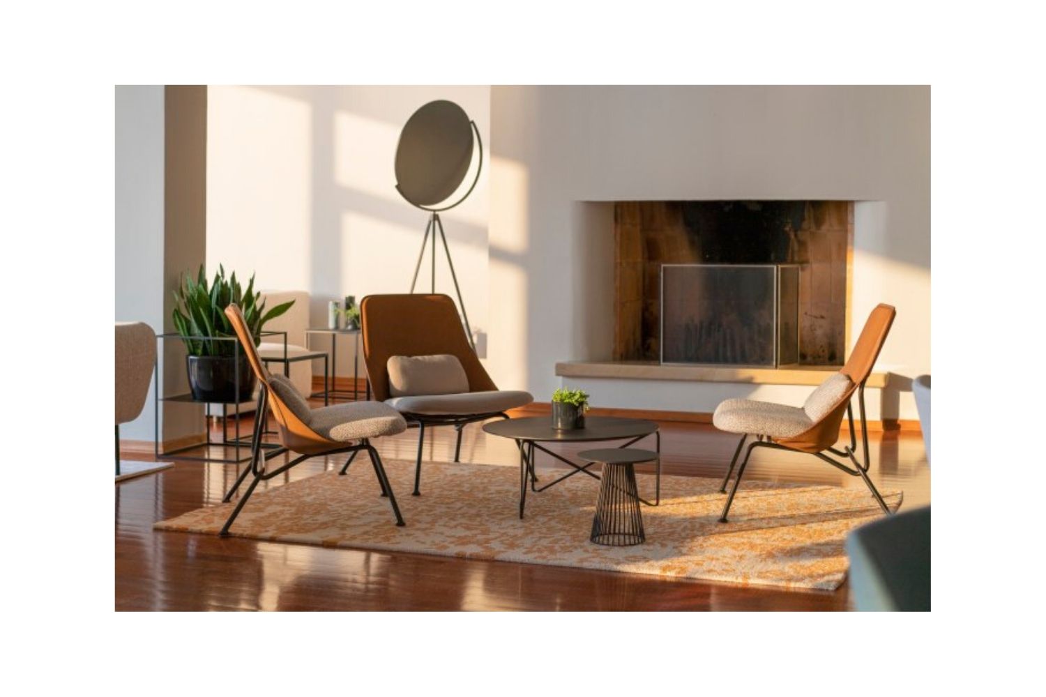 Strain - Easy Chair - White Plains